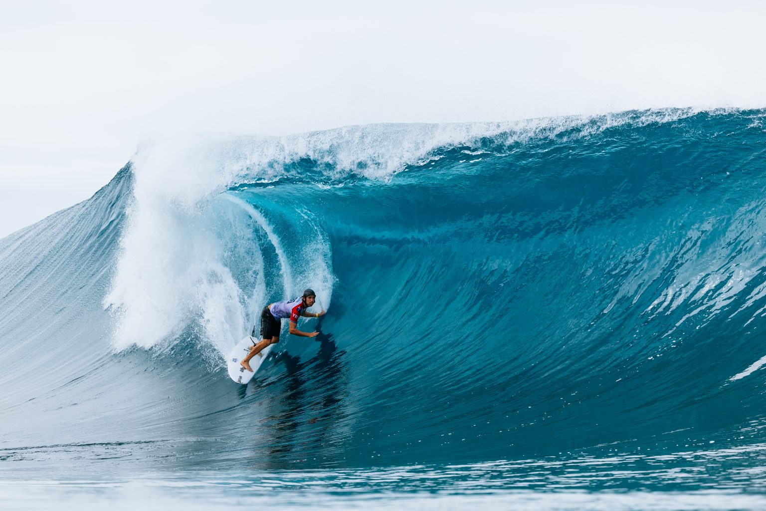 PIPELINE TURNS ON FOR OPENING DAY AT THE LEXUS PIPE PRO | Surfing ...