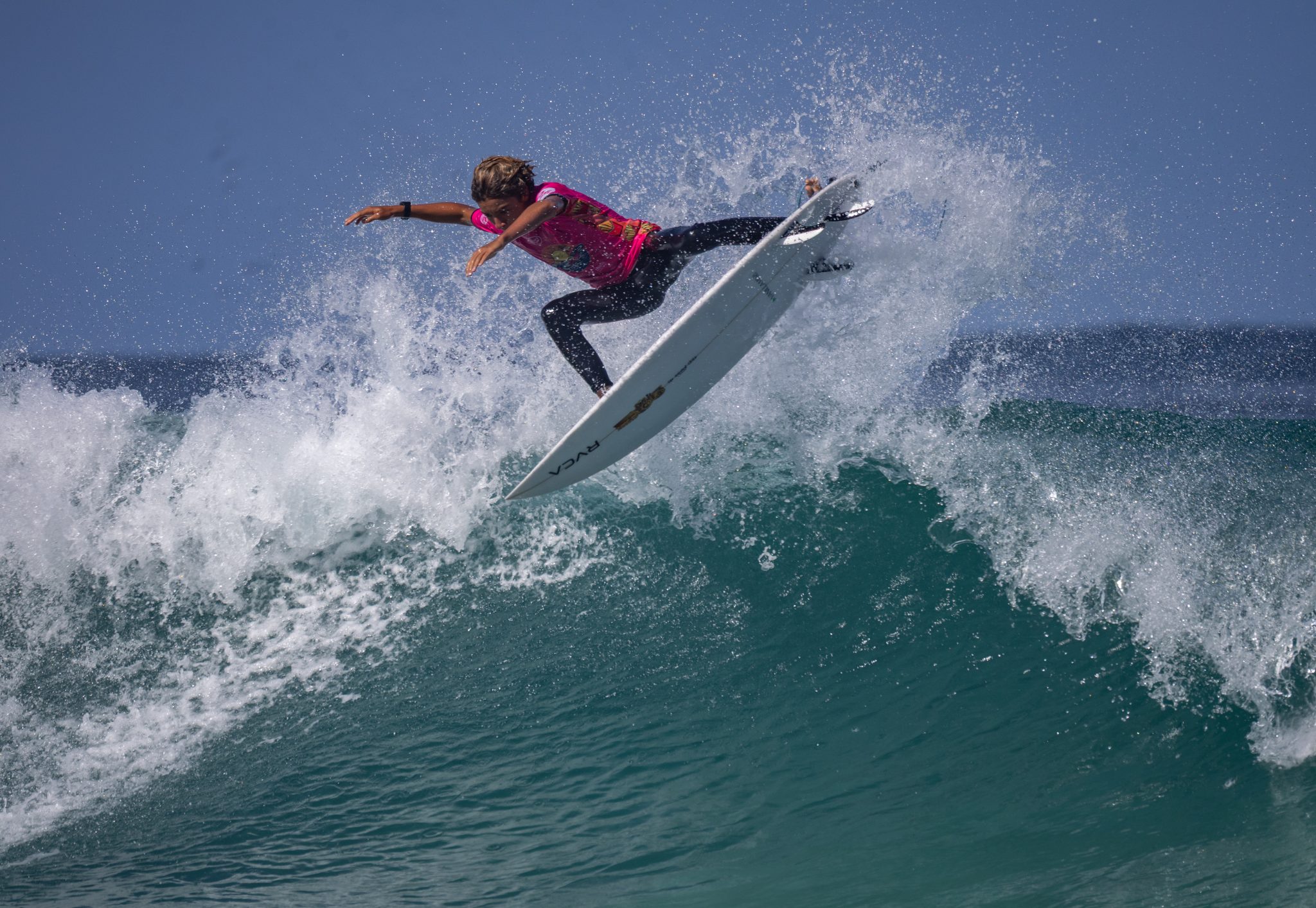 GREAT WAVES AND HUGE SCORES AS DAY TWO OF TAJ’S SMALL FRIES GOES OFF ...