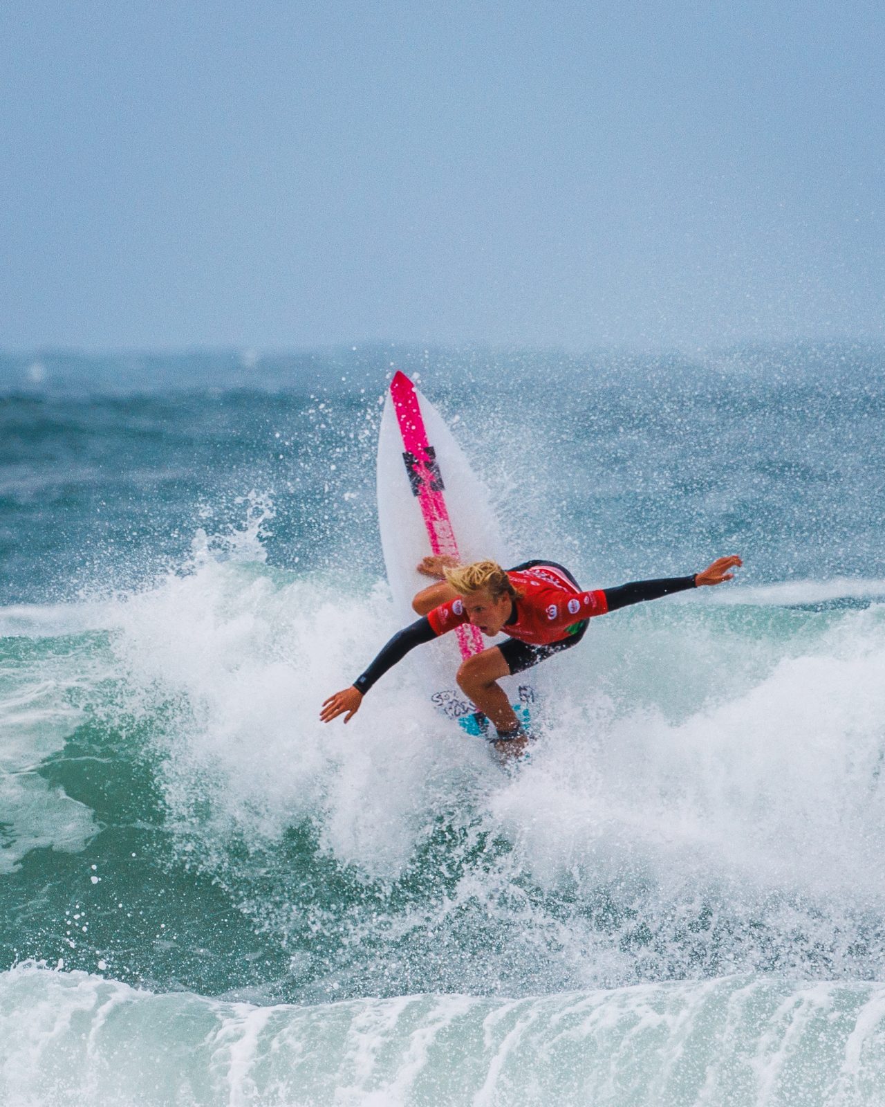 Another day of big scores and high-performance surfing at the 2022 ...