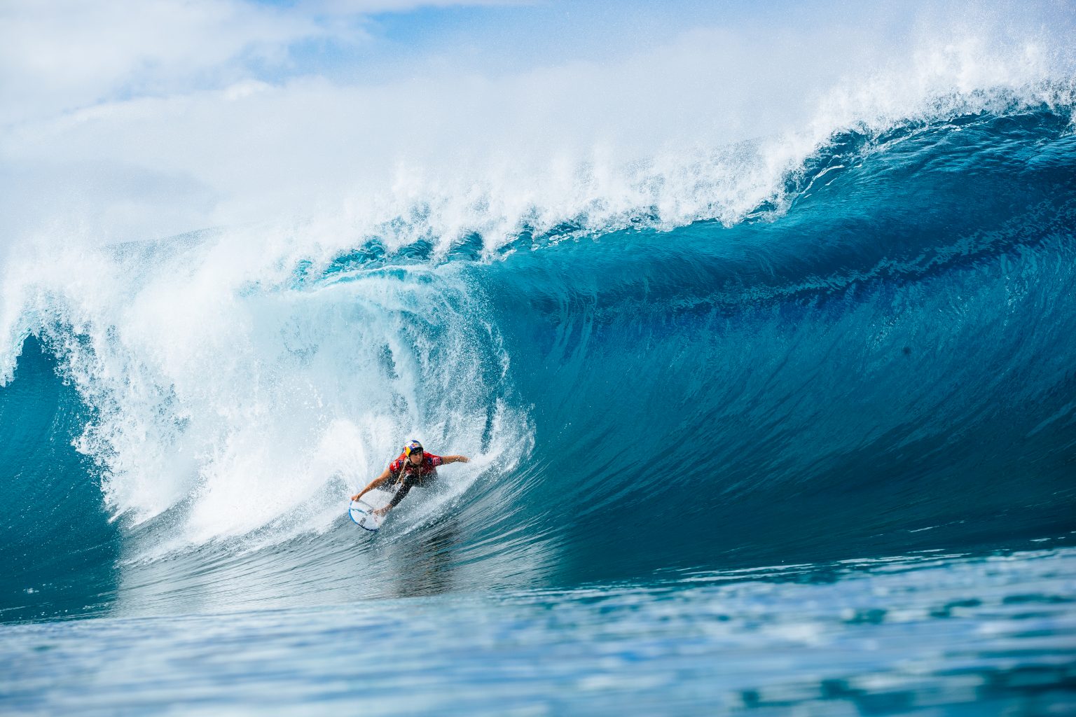 Top 5 Men and Women prepare for surfing’s biggest single day of ...