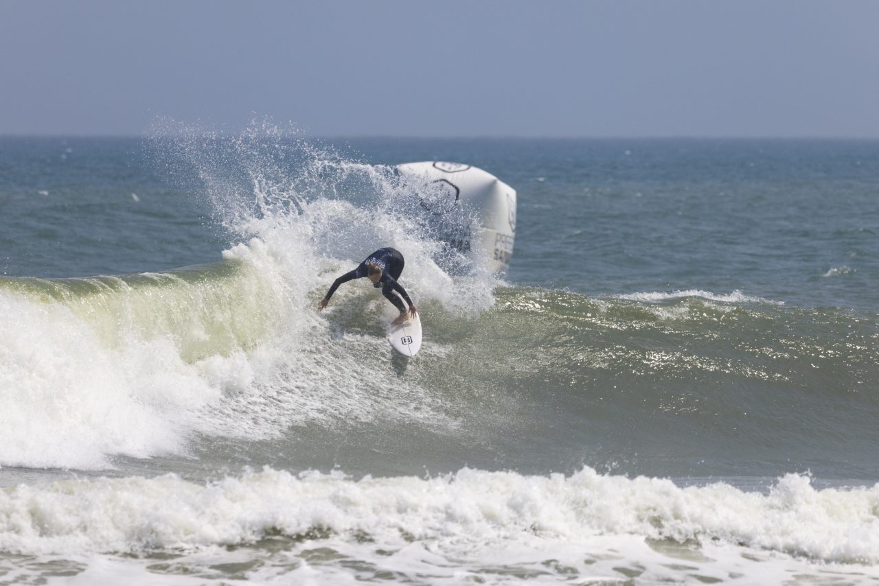 Four Aussies qualify for the WSL Championship Tour, Macy Callaghan wins ...